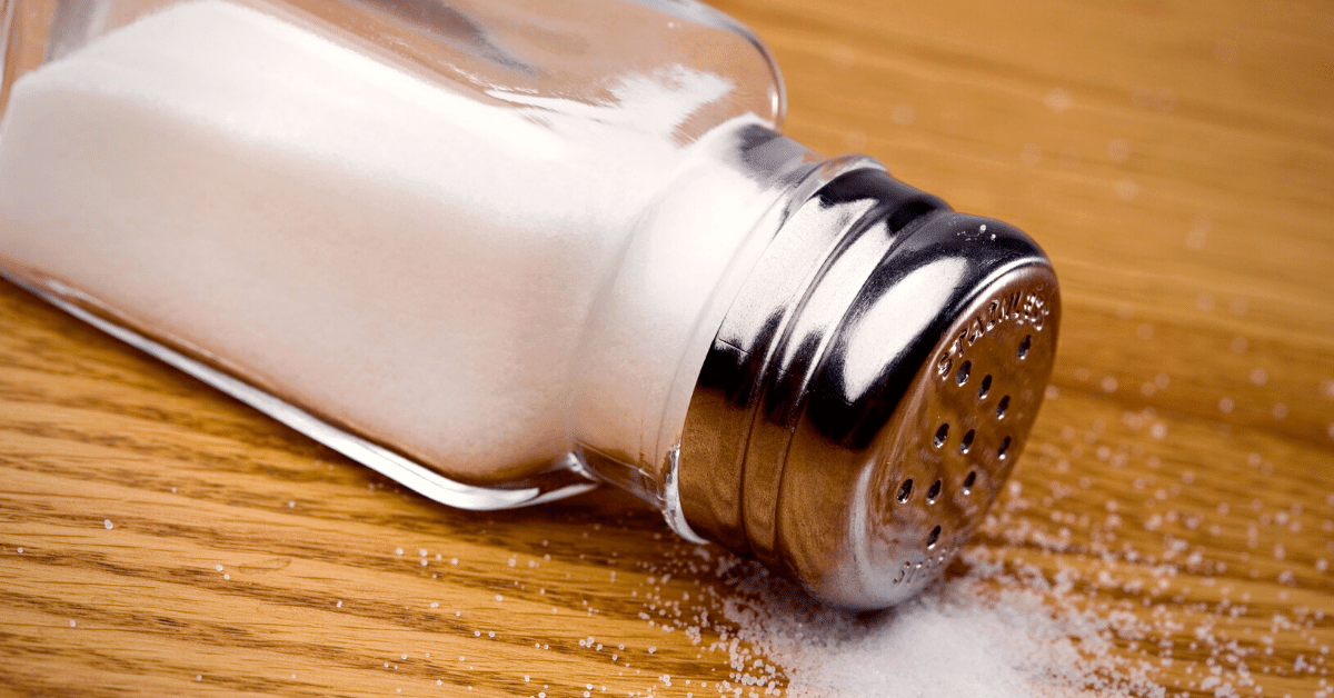 Should You Put Salt In Coffee? (The Benefits And Drawbacks)
